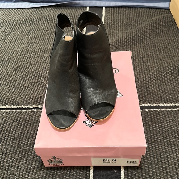 Croma Vintage | Shoes | Chroma Vintage Heels | Poshmark